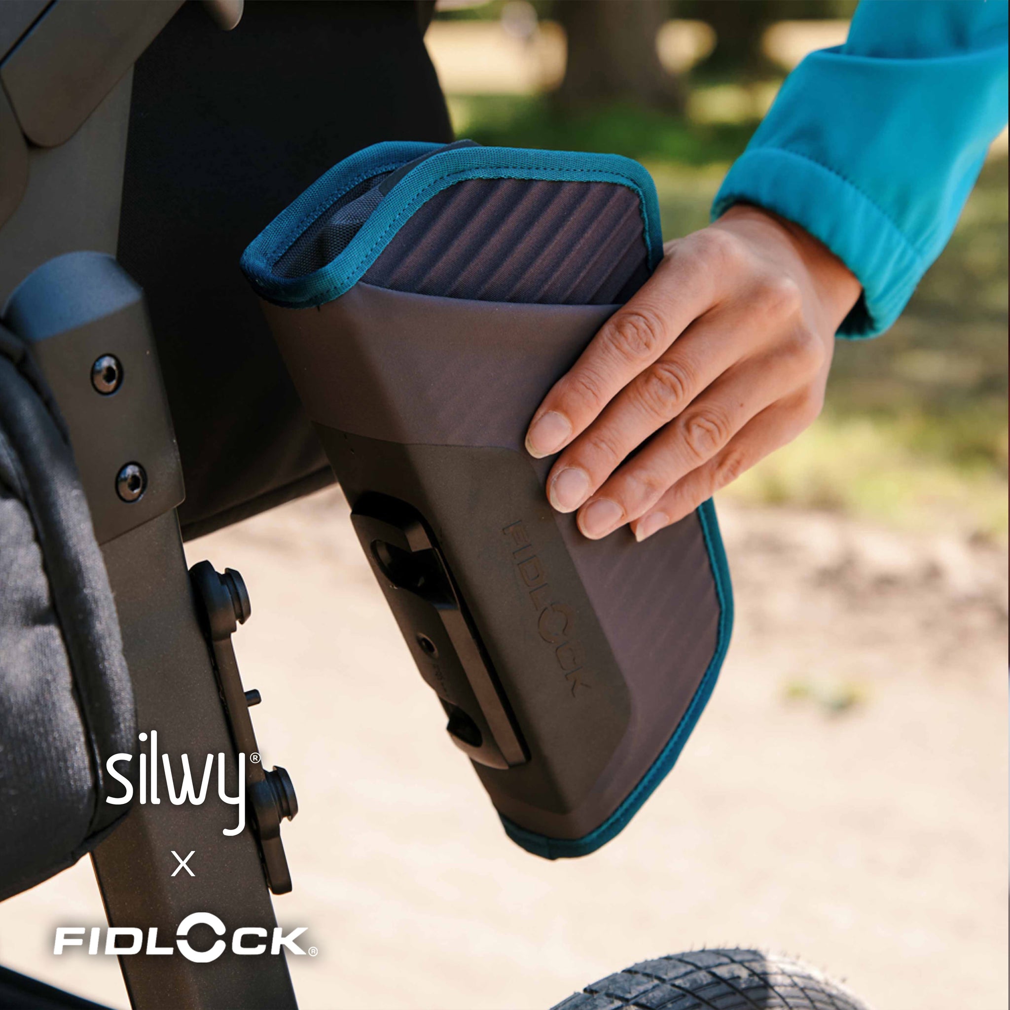 Magnet-Tasche FIDLOCK TWIST essential bag BLUE inkl. bike base